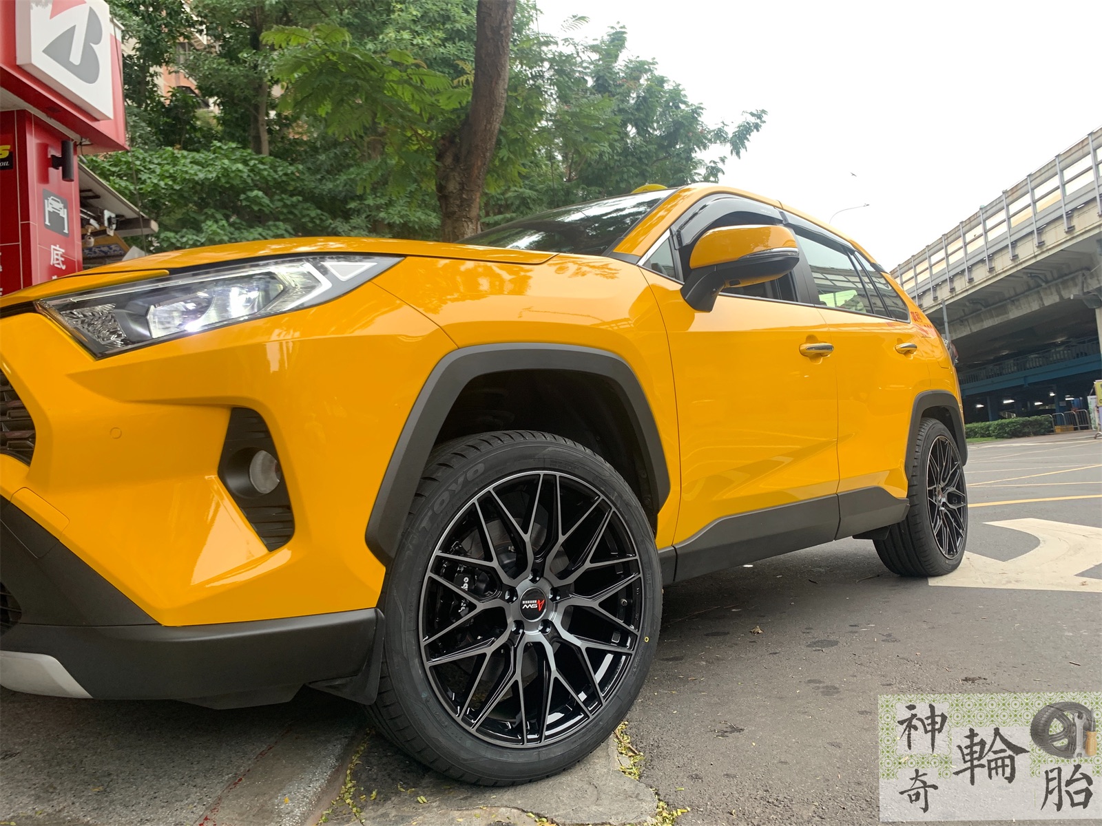 2019 RAV4 直衝 20吋 類VD06 搭配 245/45/20 TOYO CF2S
