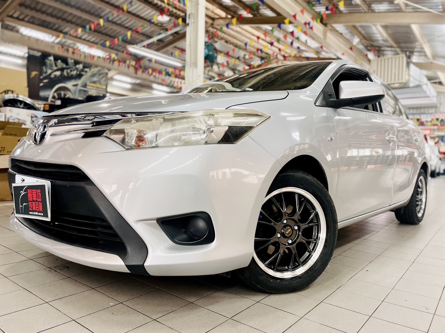 Toyota Vios x M1417 | SI鋁圈 - 順謚輪業有限公司